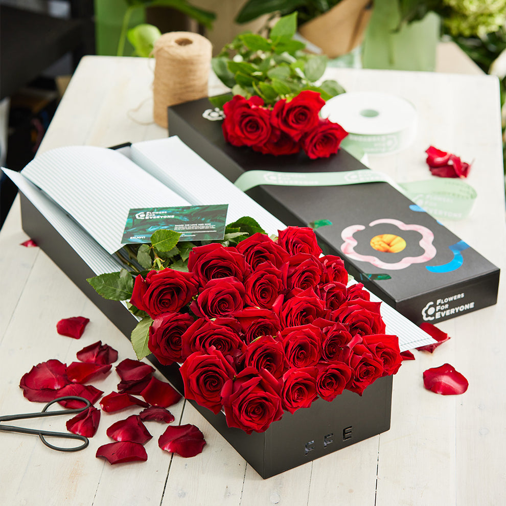 24 Red Rose Box