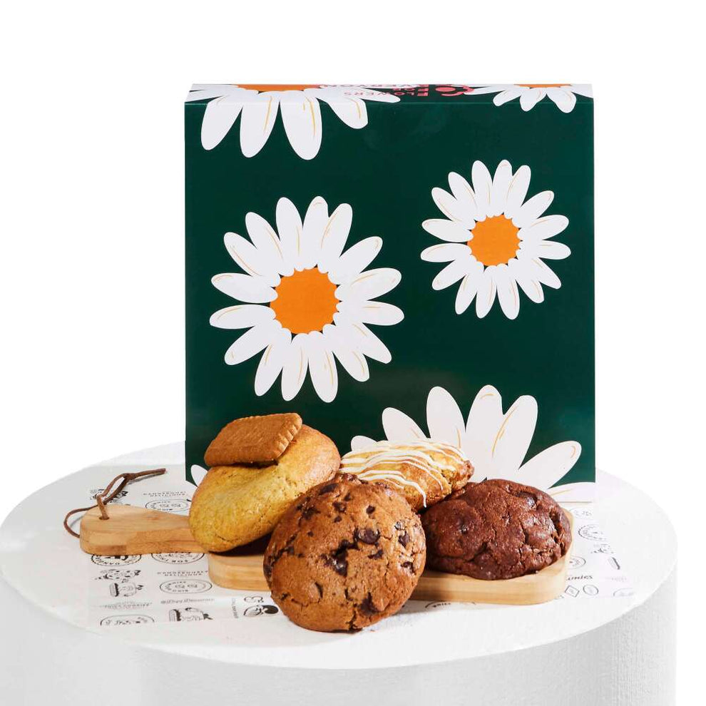 Daisy 4 Piece Cookie Box